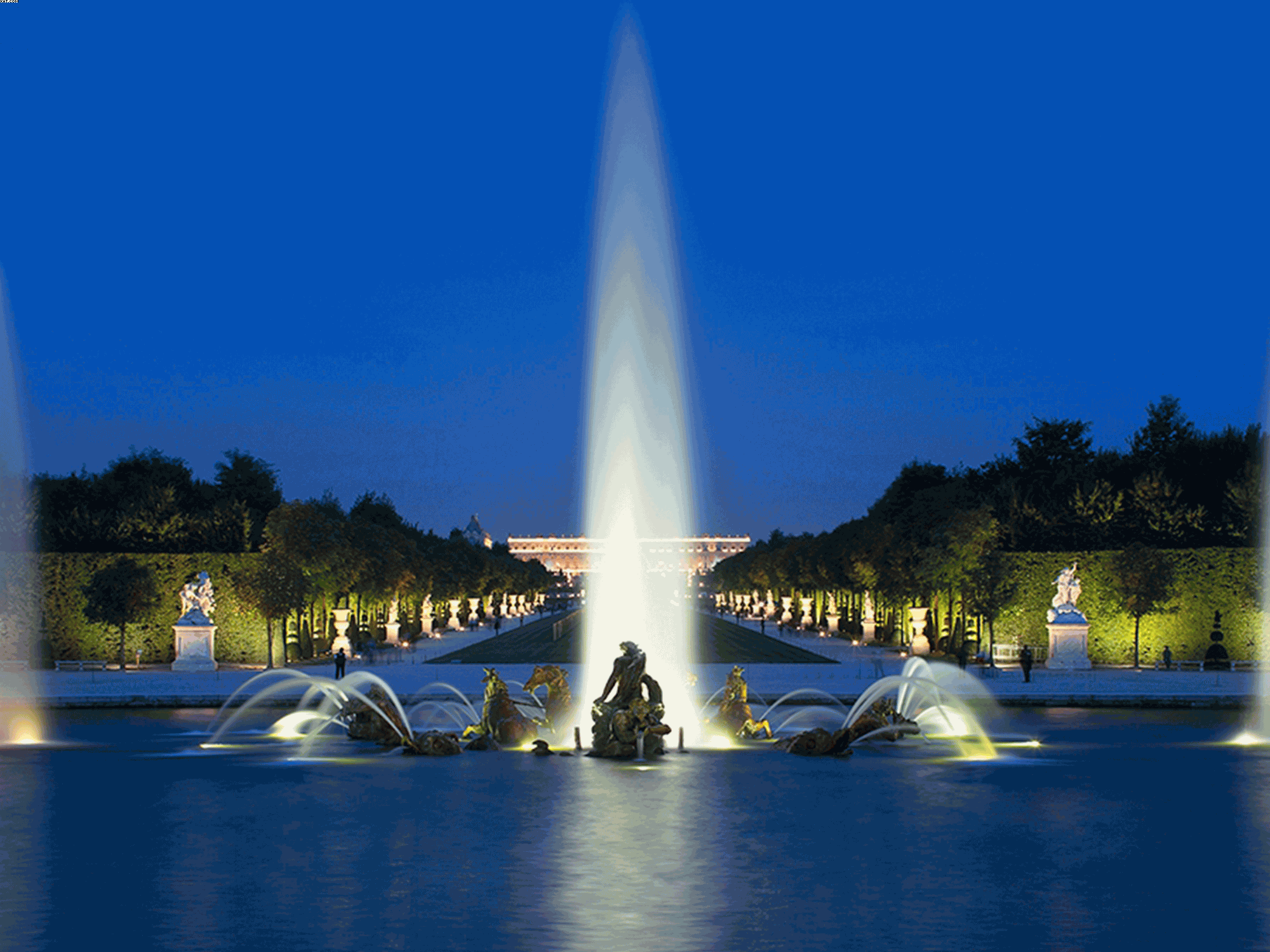 Experience the Magic of Versailles Night Fountain Show and Discover Top ...